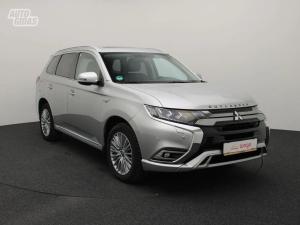Pelēks Mitsubishi Outlander 2018 Viļņa, ar dzinēja tilpumu 2.40 L un nobraukumu 187 tūkst. km par 16199 €, foto 11 vietnē AUTOMOTO.COM.LV