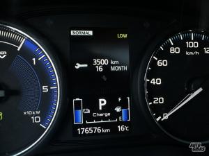 Серый Мицубиси Аутлендер 2018 в Авиженяй, объемом двигателя 2.40 л и пробегом 177 тыс. км за 15450 €, фото 9 на AUTOMOTO.COM.LV