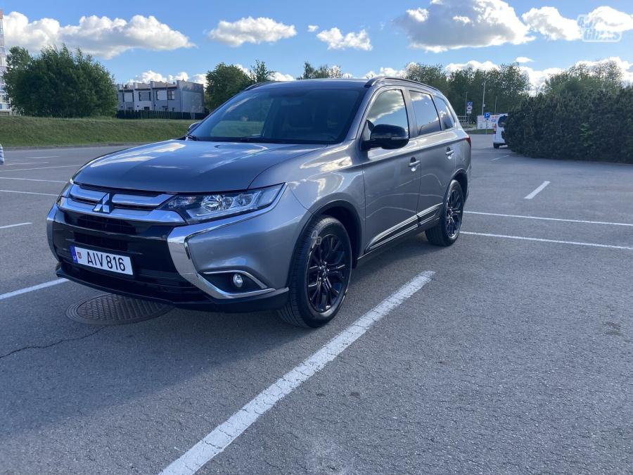 Pelēks Mitsubishi Outlander 2018 Šauļi, ar dzinēja tilpumu 2.40 L un nobraukumu 170 tūkst. km par 13400 €, foto 1 vietnē AUTOMOTO.COM.LV