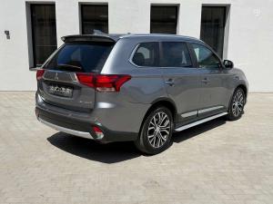 Pelēks Mitsubishi Outlander 2018 Kauņa, ar dzinēja tilpumu 2.00 L un nobraukumu 196 tūkst. km par 10400 €, foto 10 vietnē AUTOMOTO.COM.LV