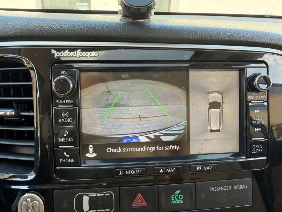 Pelēks Mitsubishi Outlander 2018 Kauņa, ar dzinēja tilpumu 2.00 L un nobraukumu 196 tūkst. km par 10400 €, foto 23 vietnē AUTOMOTO.COM.LV