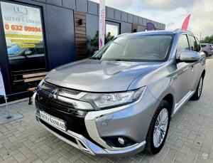 Pelēks Mitsubishi Outlander 2018 Tauragė, ar dzinēja tilpumu 2.40 L un nobraukumu 126 tūkst. km par 15900 €, foto 12 vietnē AUTOMOTO.COM.LV