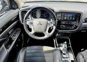Pelēks Mitsubishi Outlander 2018 Tauragė, ar dzinēja tilpumu 2.40 L un nobraukumu 126 tūkst. km par 15900 €, foto 15 vietnē AUTOMOTO.COM.LV