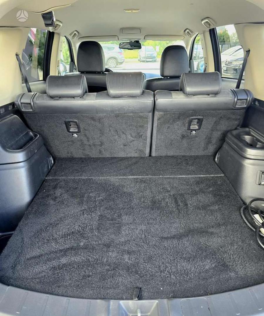 Pelēks Mitsubishi Outlander 2018 Tauragė, ar dzinēja tilpumu 2.40 L un nobraukumu 126 tūkst. km par 15900 €, foto 26 vietnē AUTOMOTO.COM.LV