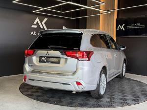Pelēks Mitsubishi Outlander 2018 Kauņa, ar dzinēja tilpumu 2.36 L un nobraukumu 169 tūkst. km par 16990 €, foto 12 vietnē AUTOMOTO.COM.LV