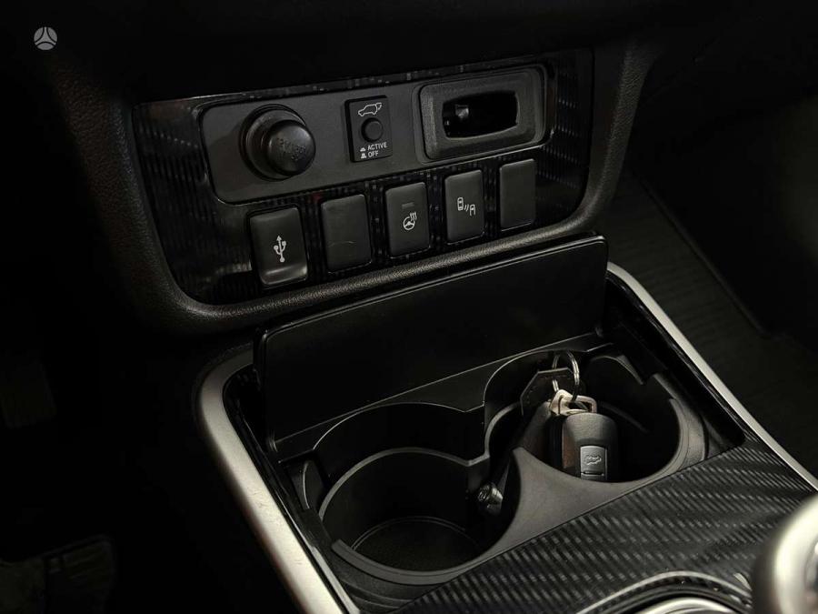 Pelēks Mitsubishi Outlander 2018 Kauņa, ar dzinēja tilpumu 2.36 L un nobraukumu 169 tūkst. km par 16990 €, foto 18 vietnē AUTOMOTO.COM.LV