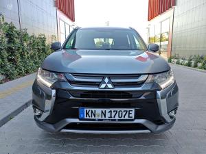 Grey Mitsubishi Outlander 2018 in Klaipeda, with an engine capacity of 2.00 L and mileage of 143 thousand km for 15950 €, photo 15 on AUTOMOTO.COM.LV