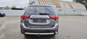 Pelēks Mitsubishi Outlander 2018 Utena, ar dzinēja tilpumu 2.27 L un nobraukumu 157 tūkst. km par 10250 €, foto 5 vietnē AUTOMOTO.COM.LV