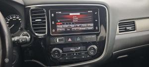 Pelēks Mitsubishi Outlander 2018 Utena, ar dzinēja tilpumu 2.27 L un nobraukumu 157 tūkst. km par 10250 €, foto 16 vietnē AUTOMOTO.COM.LV