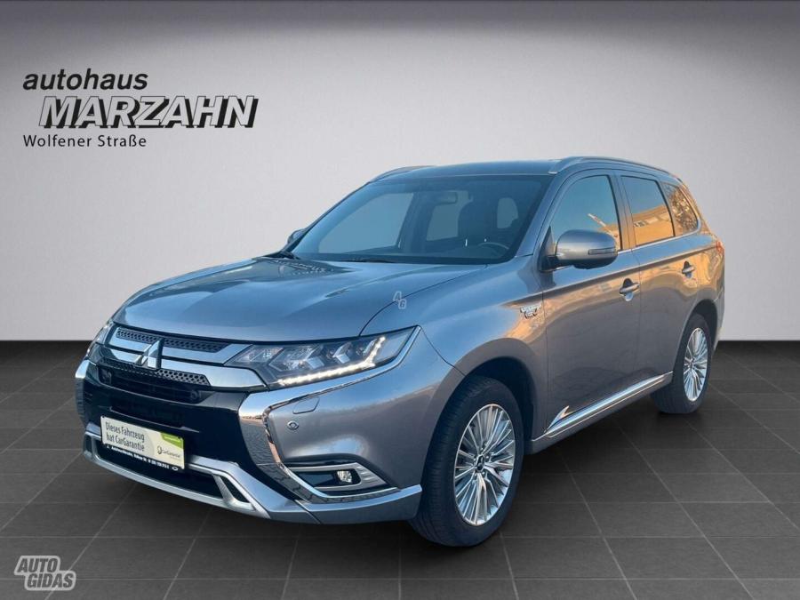 Pelēks Mitsubishi Outlander 2019 Kauņa, ar dzinēja tilpumu 2.40 L un nobraukumu 25 tūkst. km par 27553 €, foto 1 vietnē AUTOMOTO.COM.LV