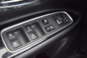 Grey Mitsubishi Outlander 2019 in Vilnius, with an engine capacity of 2.40 L and mileage of 184 thousand km for 16600 €, photo 25 on AUTOMOTO.COM.LV