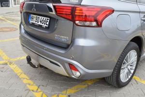 Grey Mitsubishi Outlander 2019 in Vilnius, with an engine capacity of 2.40 L and mileage of 184 thousand km for 16600 €, photo 30 on AUTOMOTO.COM.LV
