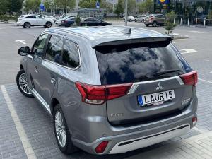 Pelēks Mitsubishi Outlander 2019 Kauņa, ar dzinēja tilpumu 2.36 L un nobraukumu 169 tūkst. km par 16650 €, foto 7 vietnē AUTOMOTO.COM.LV