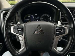Pelēks Mitsubishi Outlander 2019 Kauņa, ar dzinēja tilpumu 2.36 L un nobraukumu 169 tūkst. km par 16650 €, foto 21 vietnē AUTOMOTO.COM.LV