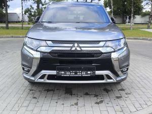 Серый Мицубиси Аутлендер 2019 в Вильнюс, объемом двигателя 2.36 л и пробегом 124 тыс. км за 16590 €, фото 3 на AUTOMOTO.COM.LV