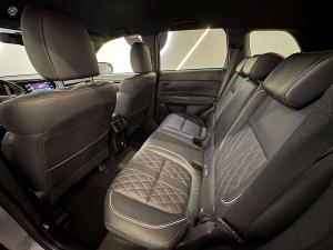 Grey Mitsubishi Outlander 2019 in Marijampole, with an engine capacity of 2.36 L and mileage of 121 thousand km for 17500 €, photo 18 on AUTOMOTO.COM.LV