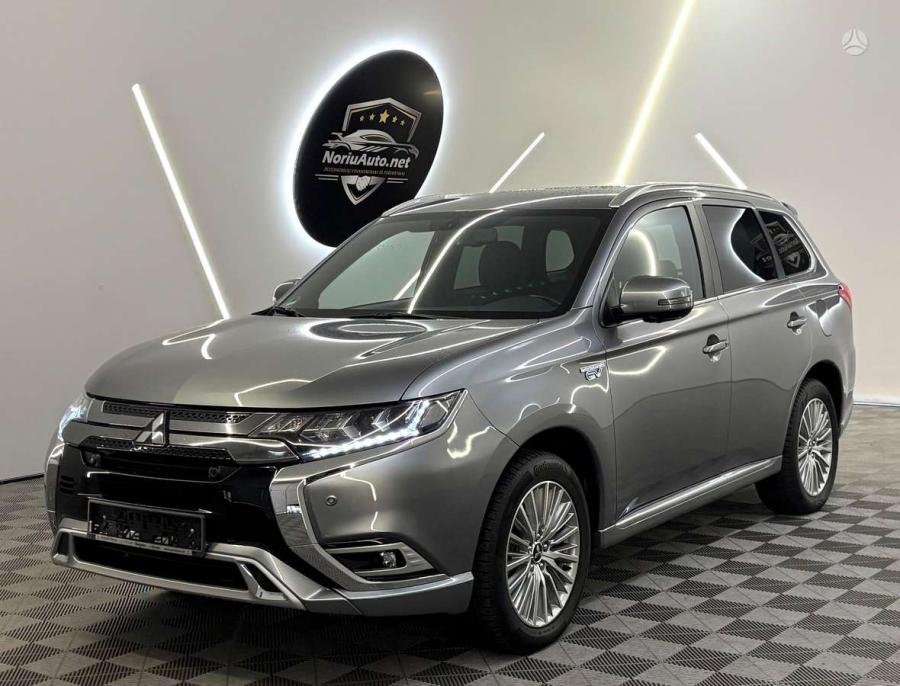 Grey Mitsubishi Outlander 2019 in Marijampole, with an engine capacity of 2.36 L and mileage of 121 thousand km for 17500 €, photo 30 on AUTOMOTO.COM.LV