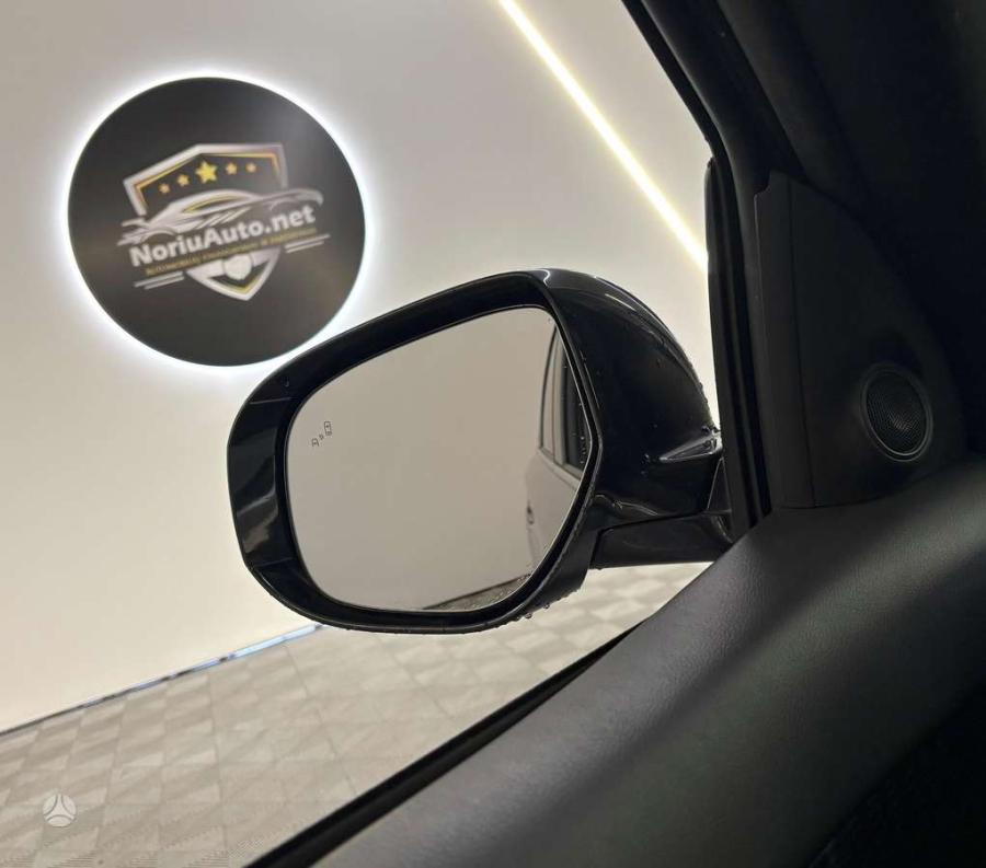 Grey Mitsubishi Outlander 2019 in Marijampole, with an engine capacity of 2.36 L and mileage of 121 thousand km for 17500 €, photo 31 on AUTOMOTO.COM.LV