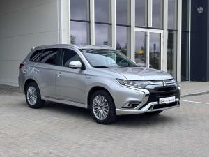 Pelēks Mitsubishi Outlander 2019 Viļņa, ar dzinēja tilpumu 2.36 L un nobraukumu 201 tūkst. km par 15400 €, foto 6 vietnē AUTOMOTO.COM.LV
