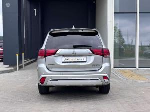 Pelēks Mitsubishi Outlander 2019 Viļņa, ar dzinēja tilpumu 2.36 L un nobraukumu 201 tūkst. km par 15400 €, foto 11 vietnē AUTOMOTO.COM.LV