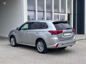 Pelēks Mitsubishi Outlander 2019 Viļņa, ar dzinēja tilpumu 2.36 L un nobraukumu 201 tūkst. km par 15400 €, foto 12 vietnē AUTOMOTO.COM.LV