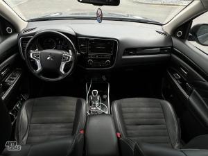Pelēks Mitsubishi Outlander 2019 Kauņa, ar dzinēja tilpumu 2.40 L un nobraukumu 170 tūkst. km par 16500 €, foto 10 vietnē AUTOMOTO.COM.LV