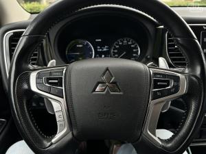 Pelēks Mitsubishi Outlander 2019 Kauņa, ar dzinēja tilpumu 2.40 L un nobraukumu 170 tūkst. km par 16500 €, foto 23 vietnē AUTOMOTO.COM.LV