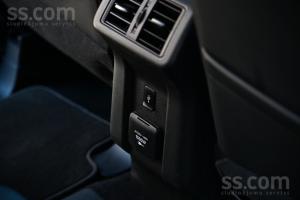 Grey Mitsubishi Outlander 2019 in Jelgava, with an engine capacity of 2.40 L and mileage of 131 thousand km for 18500 €, photo 23 on AUTOMOTO.COM.LV