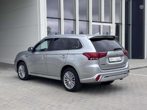 Pelēks Mitsubishi Outlander 2019 Viļņa, ar dzinēja tilpumu 2.36 L un nobraukumu 201 tūkst. km par 15400 €, foto 12 vietnē AUTOMOTO.COM.LV
