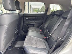 Pelēks Mitsubishi Outlander 2019 Viļņa, ar dzinēja tilpumu 2.36 L un nobraukumu 201 tūkst. km par 15400 €, foto 14 vietnē AUTOMOTO.COM.LV