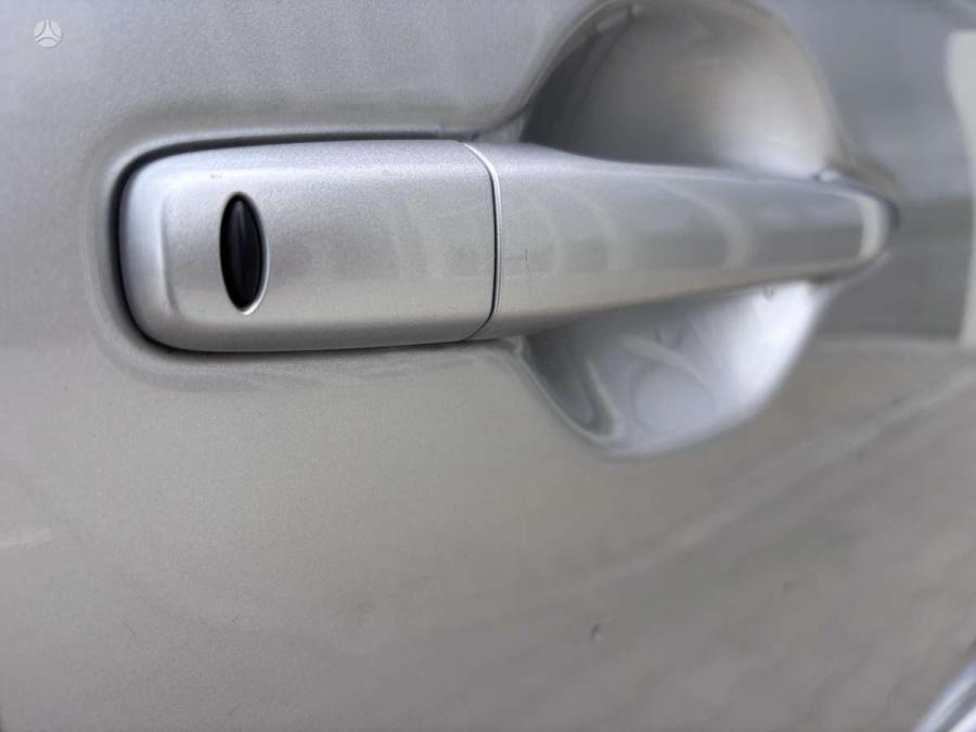 Pelēks Mitsubishi Outlander 2019 Viļņa, ar dzinēja tilpumu 2.36 L un nobraukumu 201 tūkst. km par 15400 €, foto 18 vietnē AUTOMOTO.COM.LV