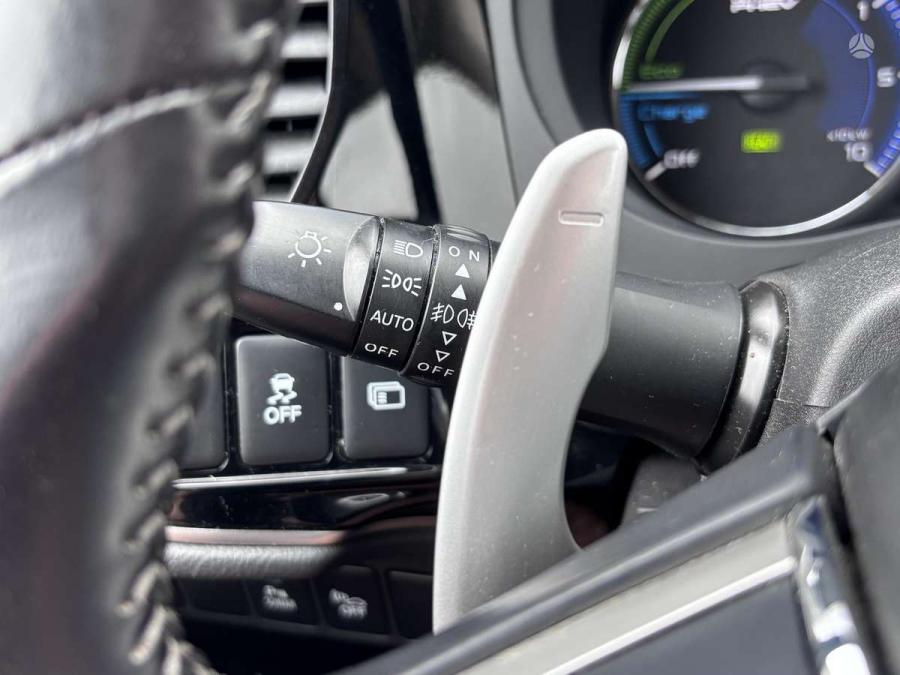 Pelēks Mitsubishi Outlander 2019 Viļņa, ar dzinēja tilpumu 2.36 L un nobraukumu 201 tūkst. km par 15400 €, foto 31 vietnē AUTOMOTO.COM.LV