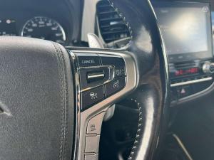 Grey Mitsubishi Outlander 2019 in Vilnius, with an engine capacity of 2.40 L and mileage of 167 thousand km for 15799 €, photo 29 on AUTOMOTO.COM.LV