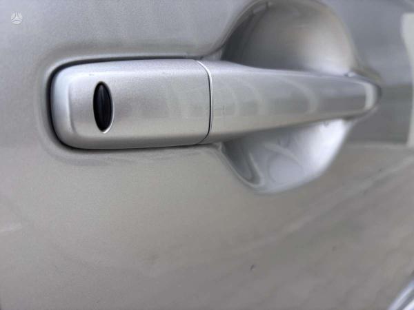 Pelēks Mitsubishi Outlander 2019 Viļņa, ar dzinēja tilpumu 2.36 L un nobraukumu 201 tūkst. km par 14999 €, foto 5 vietnē AUTOMOTO.COM.LV