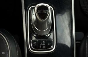Grey Mitsubishi Outlander 2019 in Kaunas, with an engine capacity of 2.36 L and mileage of 185 thousand km for 16850 €, photo 18 on AUTOMOTO.COM.LV