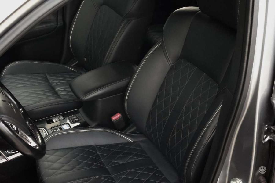 Grey Mitsubishi Outlander 2019 in Kaunas, with an engine capacity of 2.36 L and mileage of 185 thousand km for 16850 €, photo 26 on AUTOMOTO.COM.LV