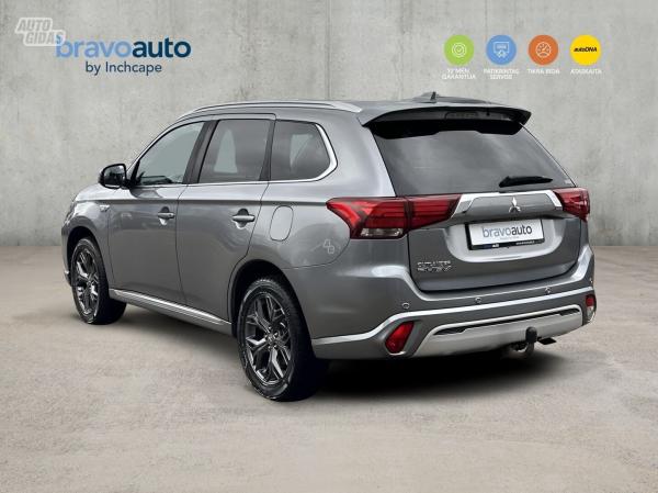 Pelēks Mitsubishi Outlander 2020 Kauņa, ar dzinēja tilpumu 2.40 L un nobraukumu 147 tūkst. km par 19771 €, foto 3 vietnē AUTOMOTO.COM.LV