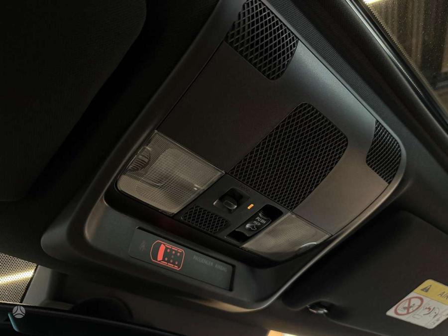 Grey Mitsubishi Outlander 2020 in Kaunas, with an engine capacity of 2.36 L and mileage of 129 thousand km for 17990 €, photo 29 on AUTOMOTO.COM.LV