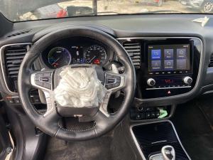 Grey Mitsubishi Outlander 2020 in Taurage, with an engine capacity of 2.36 L and mileage of 61 thousand km for 3700 €, photo 11 on AUTOMOTO.COM.LV
