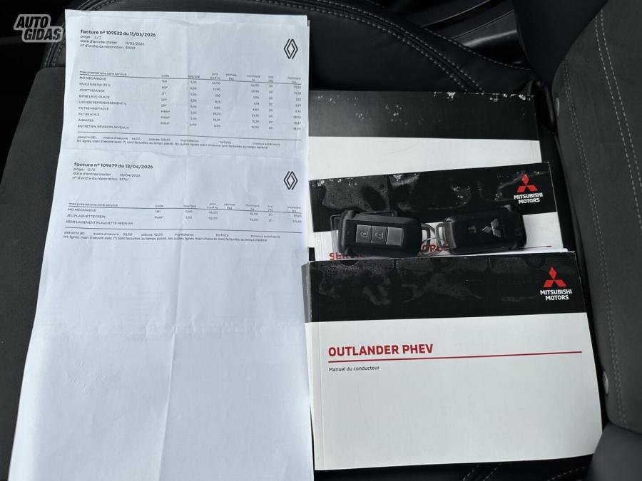 Grey Mitsubishi Outlander 2020 in Avizieniai, with an engine capacity of 2.40 L and mileage of 144 thousand km for 17500 €, photo 30 on AUTOMOTO.COM.LV