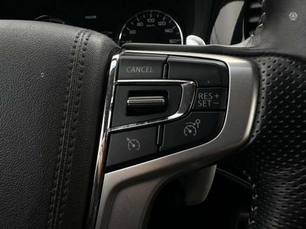 Grey Mitsubishi Outlander 2020 in Vilnius, with an engine capacity of 2.40 L and mileage of 139 thousand km for 18450 €, photo 11 on AUTOMOTO.COM.LV