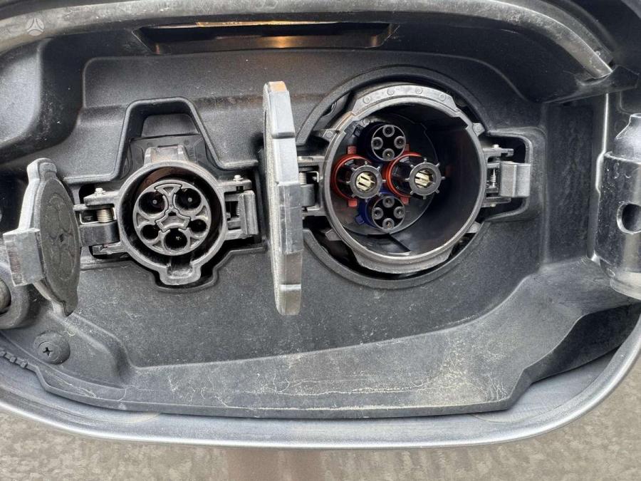 Pelēks Mitsubishi Outlander 2021 Klaipėda, ar dzinēja tilpumu 2.36 L un nobraukumu 280 tūkst. km par 10600 €, foto 19 vietnē AUTOMOTO.COM.LV