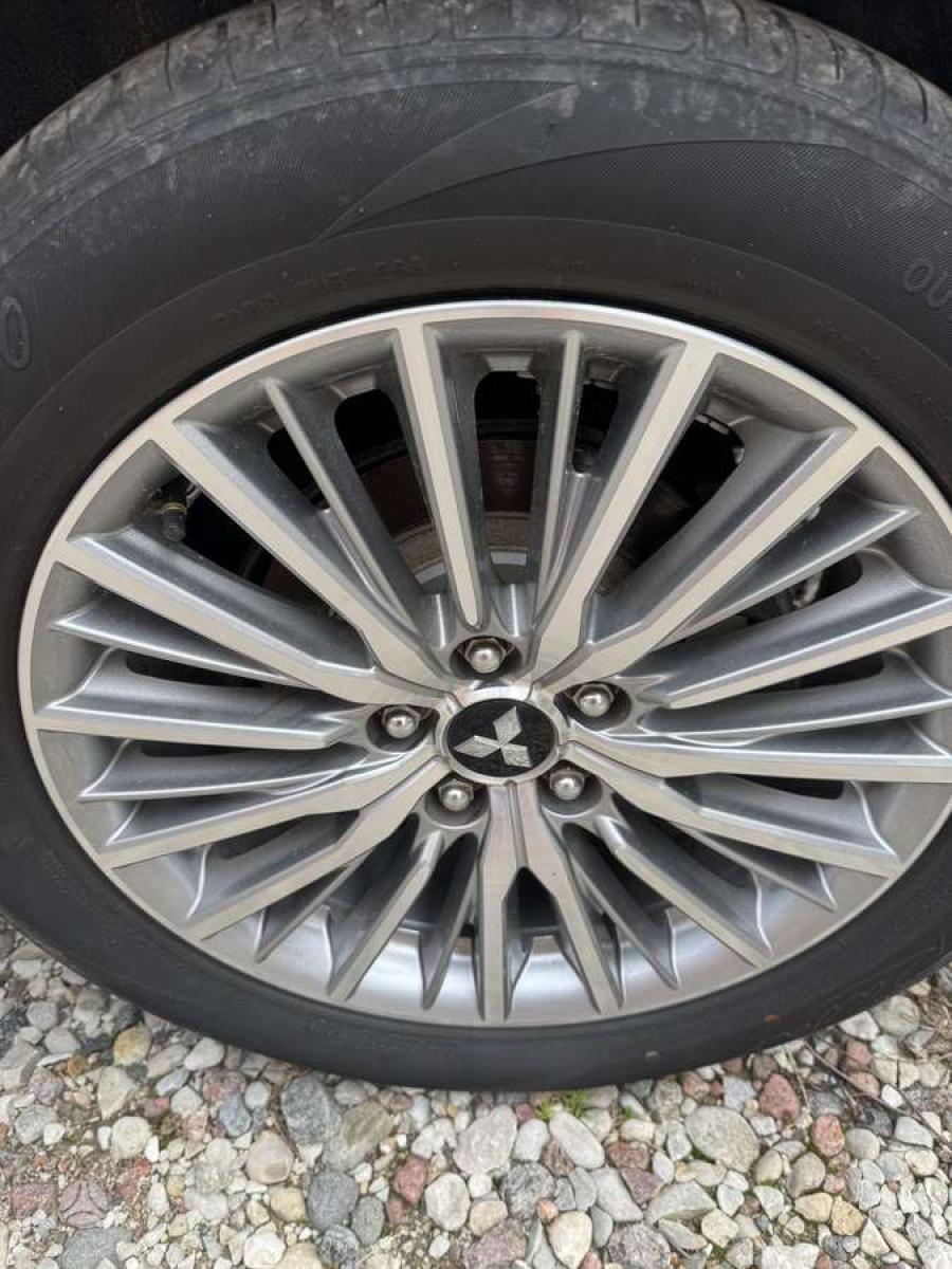 Pelēks Mitsubishi Outlander 2021 Klaipėda, ar dzinēja tilpumu 2.36 L un nobraukumu 280 tūkst. km par 10600 €, foto 20 vietnē AUTOMOTO.COM.LV
