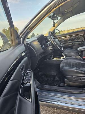 Pelēks Mitsubishi Outlander 2021 Šauļi, ar dzinēja tilpumu 2.40 L un nobraukumu 148 tūkst. km par 17300 €, foto 12 vietnē AUTOMOTO.COM.LV