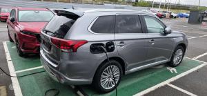 Grey Mitsubishi Outlander 2021 in Vilnius, with an engine capacity of 2.36 L and mileage of 123 thousand km for 19980 €, photo 8 on AUTOMOTO.COM.LV