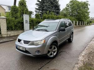 Grey Mitsubishi Outlander 2008 in Vilnius, with an engine capacity of 1.97 L and mileage of 250 thousand km for 2350 €, photo  on AUTOMOTO.COM.LV