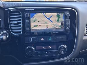 Pelēks Mitsubishi Outlander 2014 Liepāja, ar dzinēja tilpumu 2.00 L un nobraukumu 173 tūkst. km par 9400 €, foto 11 vietnē AUTOMOTO.COM.LV