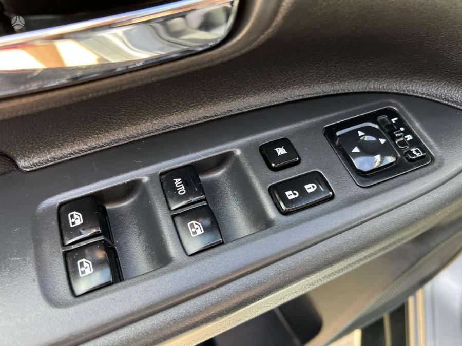 Pelēks Mitsubishi Outlander 2015 Radviliškis, ar dzinēja tilpumu 2.20 L un nobraukumu 265 tūkst. km par 8900 €, foto 18 vietnē AUTOMOTO.COM.LV