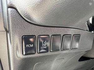 Pelēks Mitsubishi Outlander 2015 Radviliškis, ar dzinēja tilpumu 2.20 L un nobraukumu 265 tūkst. km par 8900 €, foto 20 vietnē AUTOMOTO.COM.LV