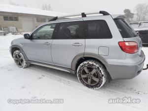 Grey Mitsubishi Outlander 2005 in Tallinn, with an engine capacity of 2.40 L and mileage of 148 thousand km for 4000 €, photo 2 on AUTOMOTO.COM.LV